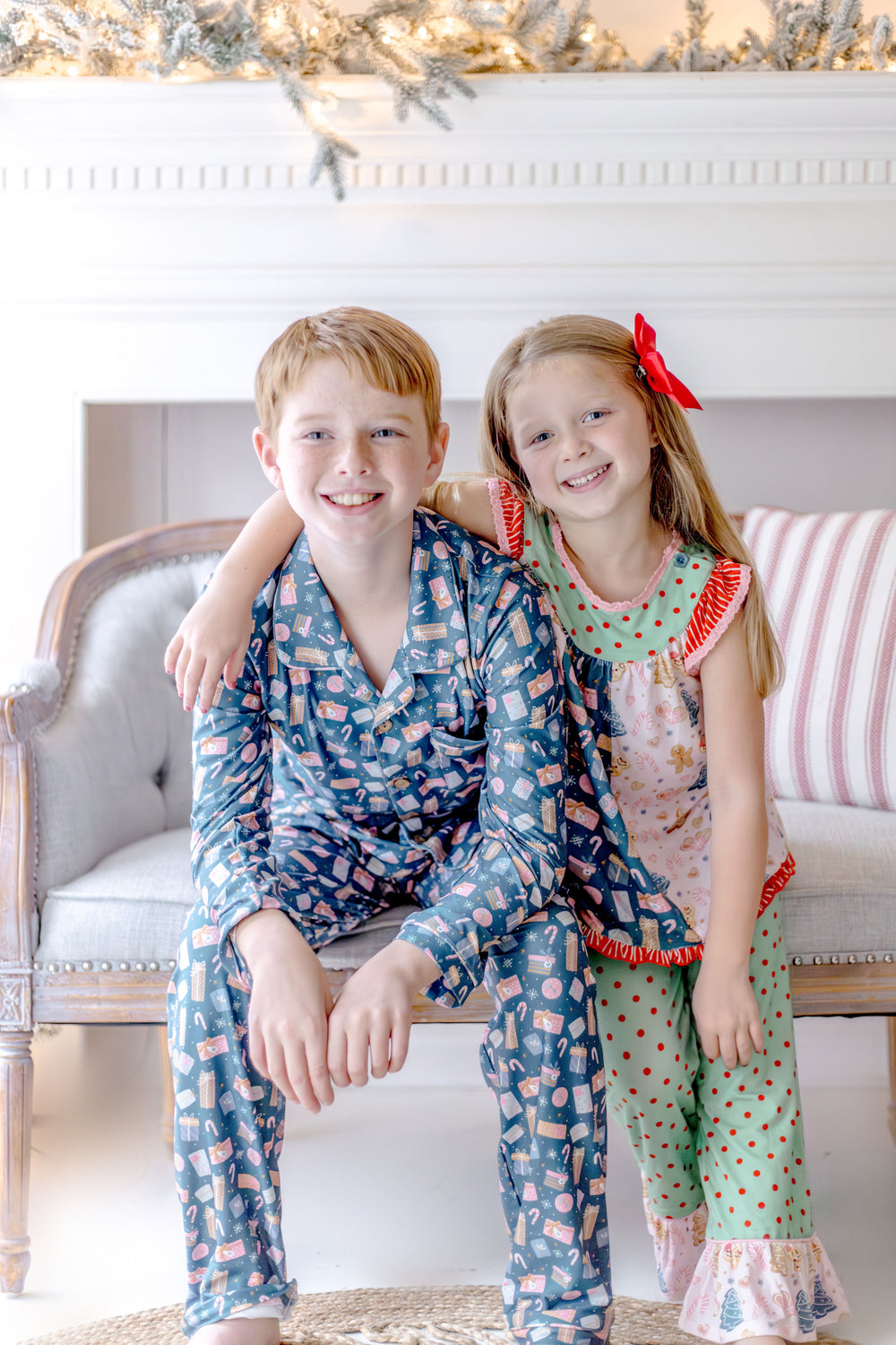 Boy's Santa's Surprise Stash Lounge Set – Matilda Jane Clothing